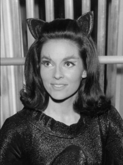 Lee Meriwether Death Fact Check, Birthday & Age | Dead or Kicking