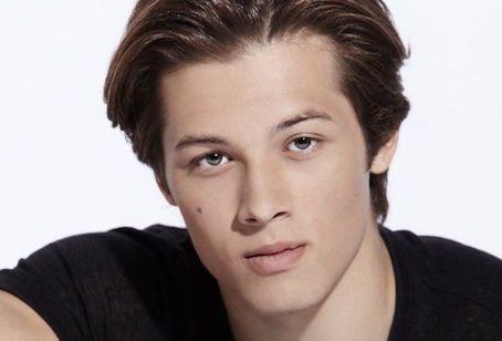 Leo Howard Death Fact Check, Birthday & Age | Dead or Kicking