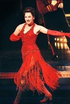 Leonie Page Death Fact Check, Birthday & Age | Dead or Kicking