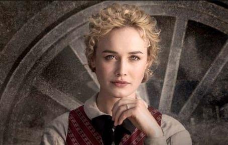 Lily Bell Death Fact Check, Birthday & Age | Dead or Kicking