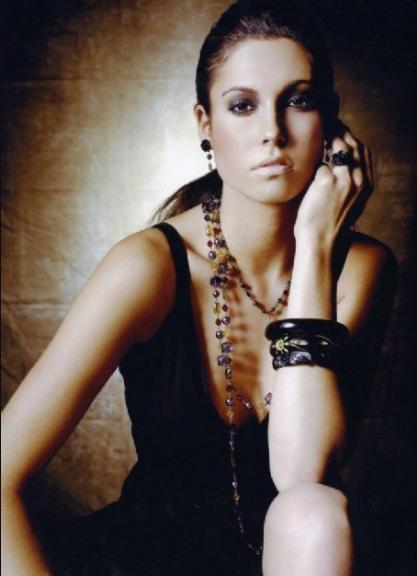 Lindsay Schoneweis Death Fact Check, Birthday & Age | Dead or Kicking