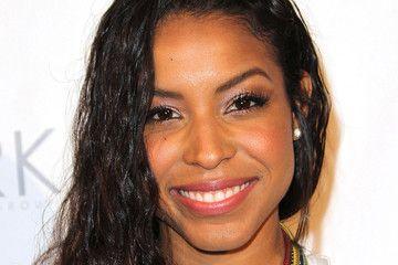 Lisa Tucker Death Fact Check, Birthday & Age | Dead or Kicking