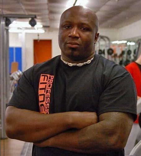 Lloyd van Dams Death Fact Check, Birthday & Age | Dead or Kicking