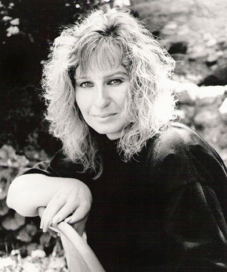 Loren Michaels Death Fact Check, Birthday & Age | Dead or Kicking