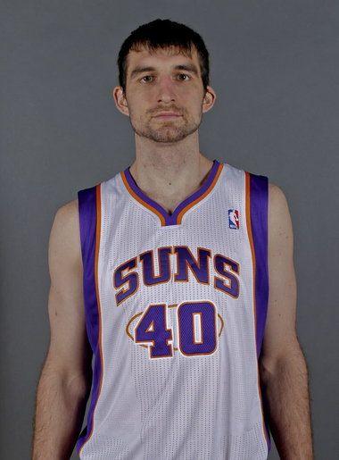 Luke Zeller Death Fact Check, Birthday & Age | Dead or Kicking