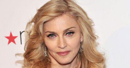 Madonna Death Fact Check, Birthday & Age | Dead or Kicking
