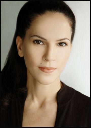 Mariana Tosca Death Fact Check, Birthday & Age | Dead or Kicking