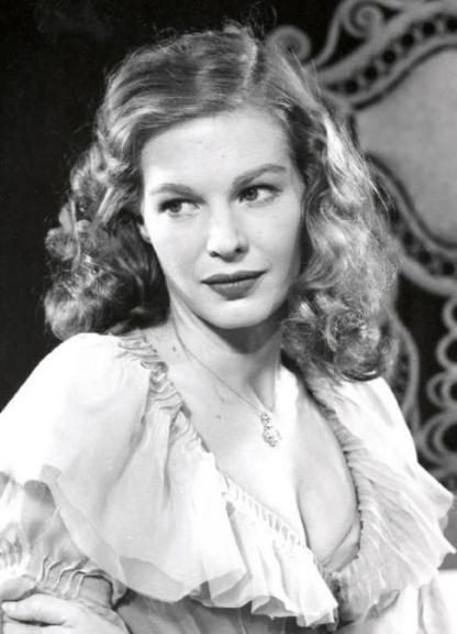 Marjorie Steele Death Fact Check, Birthday & Age | Dead or Kicking