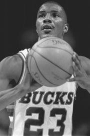 Mark Davis Death Fact Check, Birthday & Age | Dead or Kicking