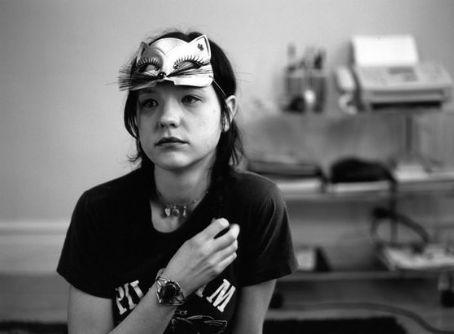 Mary Timony Death Fact Check, Birthday & Age | Dead or Kicking