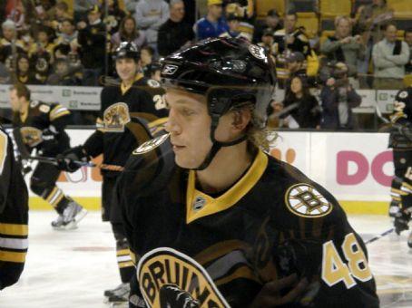 Matt Hunwick Death Fact Check, Birthday & Age | Dead or Kicking