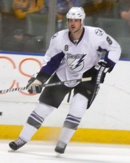 Matt Walker Death Fact Check, Birthday & Age | Dead or Kicking