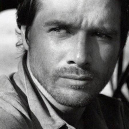 Matthew Settle Death Fact Check, Birthday & Age | Dead or Kicking