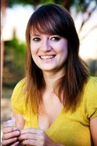 Maureen Elsberry Death Fact Check, Birthday & Age | Dead or Kicking