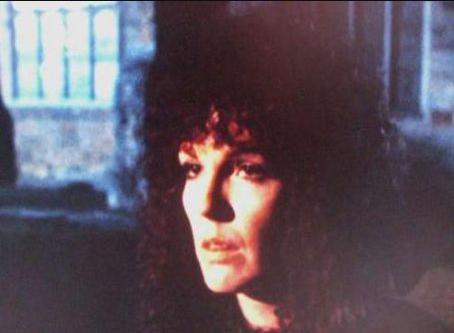 Maureen Jones Death Fact Check, Birthday & Age | Dead or Kicking