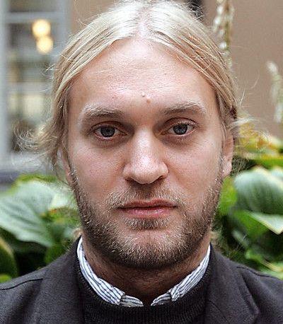 Max Vitali Death Fact Check, Birthday & Age | Dead or Kicking