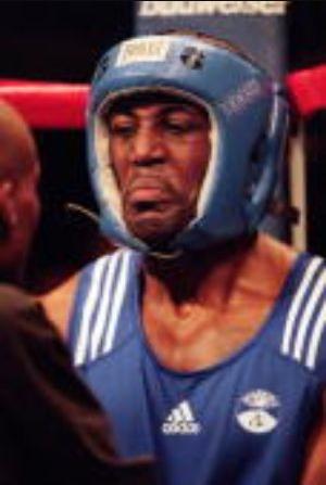 Michael Bennett Death Fact Check, Birthday & Age | Dead or Kicking