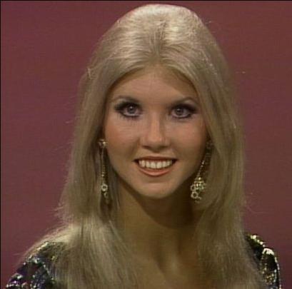 Michelle DellaFave Death Fact Check, Birthday & Age | Dead or Kicking