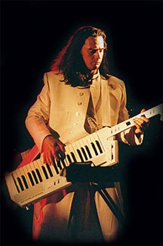 Mickey Simmonds Death Fact Check, Birthday & Age | Dead or Kicking