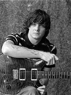 Mike Smith (guitarist) Death Fact Check, Birthday & Age | Dead or Kicking