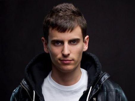 Mike Tompkins Death Fact Check, Birthday & Age | Dead or Kicking