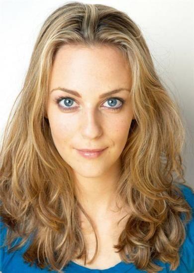 Miranda Raison Death Fact Check, Birthday & Age | Dead or Kicking