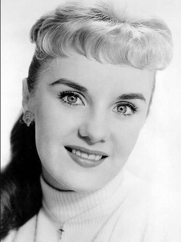 Molly Bee Death Fact Check, Birthday & Date of Death | Dead or Kicking