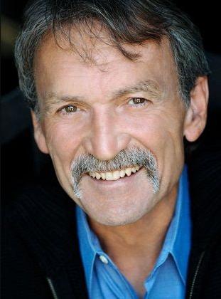 Muse Watson Death Fact Check, Birthday & Age | Dead or Kicking