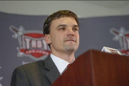 Neal Brown Death Fact Check, Birthday & Age | Dead or Kicking