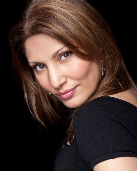 Neveen Hanna Death Fact Check, Birthday & Age | Dead or Kicking