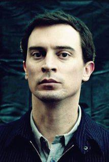 Nicholas Tucci Death Fact Check, Birthday & Age | Dead or Kicking