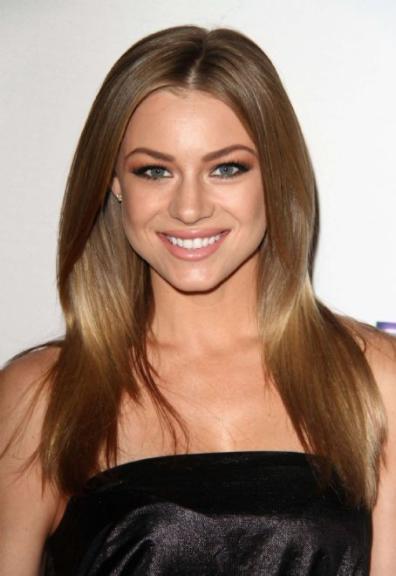 Nikki Leigh Death Fact Check, Birthday & Age | Dead or Kicking