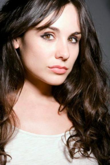 Olga Alamán Death Fact Check, Birthday & Age | Dead or Kicking