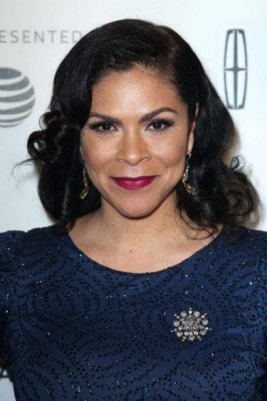 Onika Day Death Fact Check, Birthday & Age | Dead or Kicking