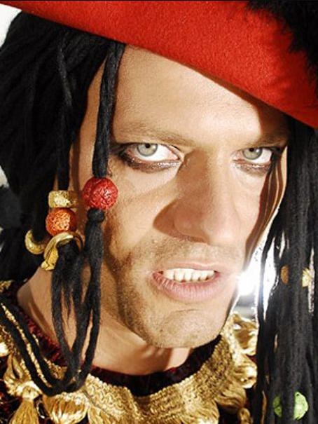 Orlin Pavlov Death Fact Check, Birthday & Age | Dead or Kicking