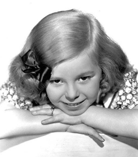 Patsy O'Connor Death Fact Check, Birthday & Age | Dead or Kicking