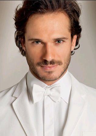 Paulo Rocha Death Fact Check, Birthday & Age | Dead or Kicking