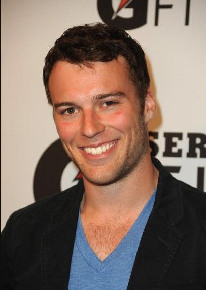 Peter Mooney Death Fact Check, Birthday & Age | Dead or Kicking