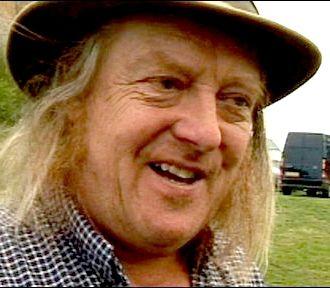 Phil Harding Death Fact Check, Birthday & Age | Dead or Kicking