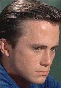 Phil Vandervort Death Fact Check, Birthday & Age | Dead or Kicking