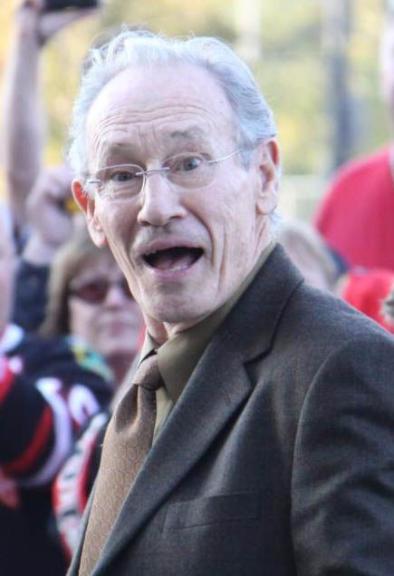 Pierre Pilote Death Fact Check, Birthday & Age | Dead or Kicking