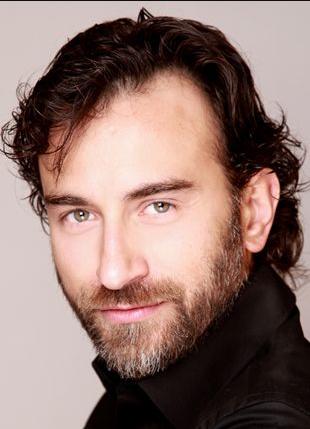 Rafael Simón Death Fact Check, Birthday & Age | Dead or Kicking