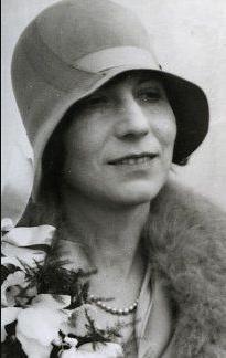 Rea Levinson Death Fact Check, Birthday & Age | Dead or Kicking