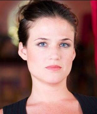 Renée Humphrey Death Fact Check, Birthday & Age | Dead or Kicking