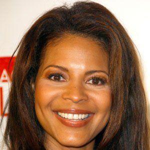 Renée Jones Death Fact Check, Birthday & Age | Dead or Kicking