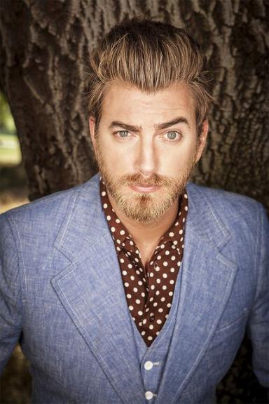 Rhett McLaughlin Death Fact Check, Birthday & Age | Dead or Kicking