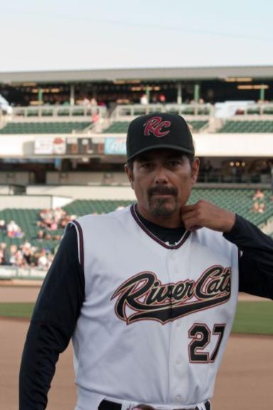 Rick Rodriguez Death Fact Check, Birthday & Age | Dead or Kicking