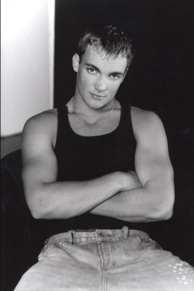 Robert Clark Death Fact Check, Birthday & Age | Dead or Kicking