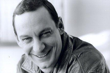 Robin Mossley Death Fact Check, Birthday & Age | Dead or Kicking