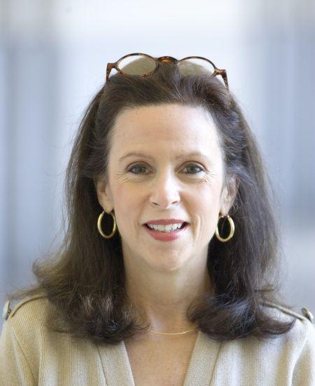 Robin Wright Death Fact Check, Birthday & Age | Dead or Kicking